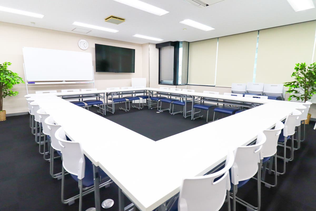 【なんば駅31番出口徒歩1分！44名】超大型モニター・10Gbps光回線・WiFi全て無料！ふれあい貸し会議室 なんばNo139の写真19