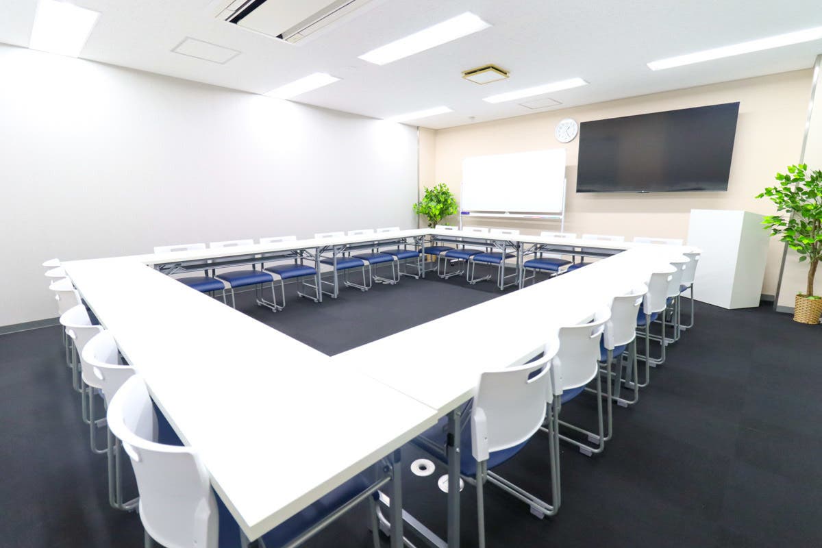 【なんば駅31番出口徒歩1分！44名】超大型モニター・10Gbps光回線・WiFi全て無料！ふれあい貸し会議室 なんばNo139の写真21