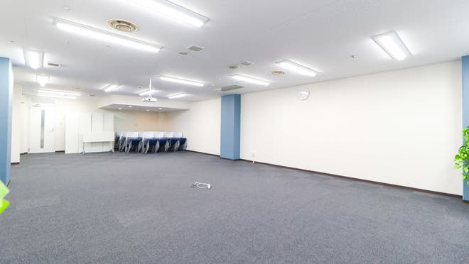 【梅田駅地下直結!大阪駅前第2ビル!108名!】プロジェクター・ホワイトボード・WiFi無料!ふれあい貸し会議室 梅田No141の写真24