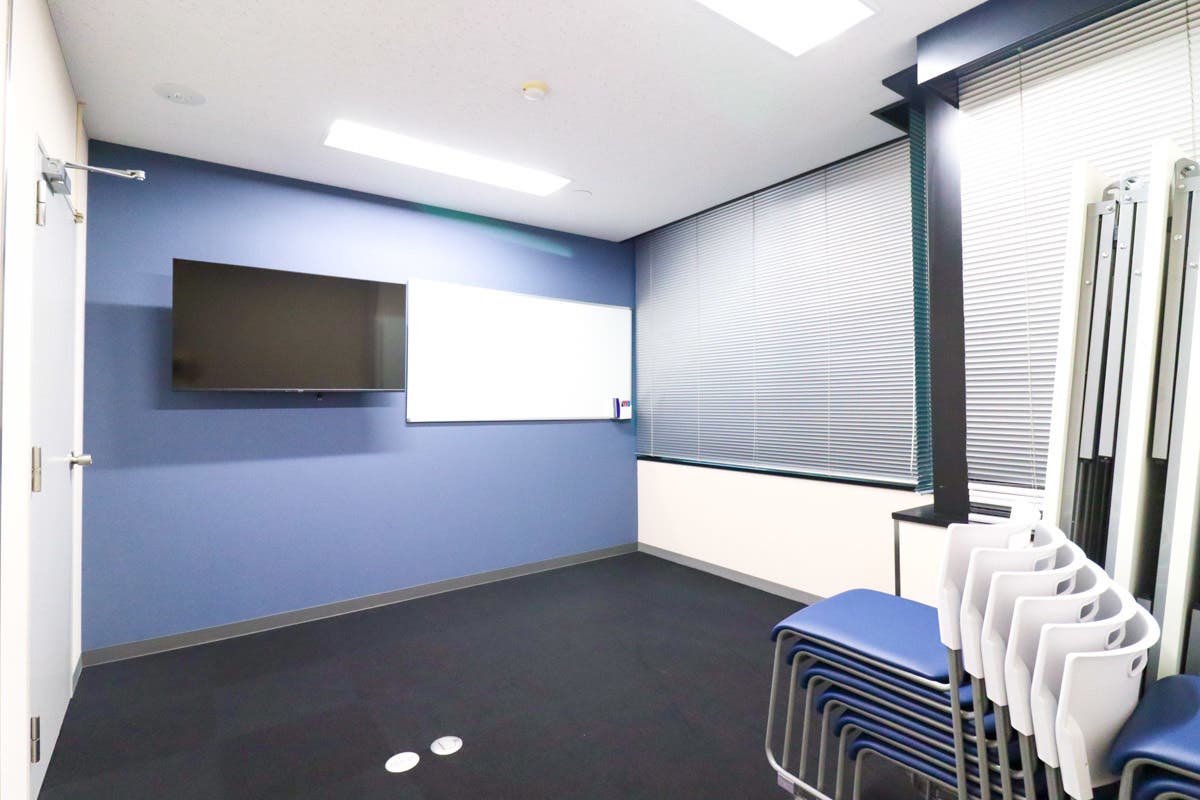 【なんば駅31番出口徒歩1分！12名】50型モニター・10Gbps光回線・WiFi全て無料！ふれあい貸し会議室 なんばNo140の写真10