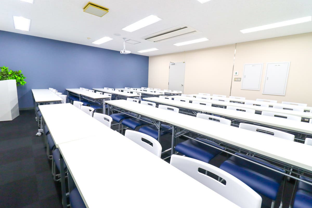 【なんば駅31番出口徒歩1分！56名】プロジェクター・10Gbps光回線・WiFi全て無料！ふれあい貸し会議室 なんばNo138の写真5