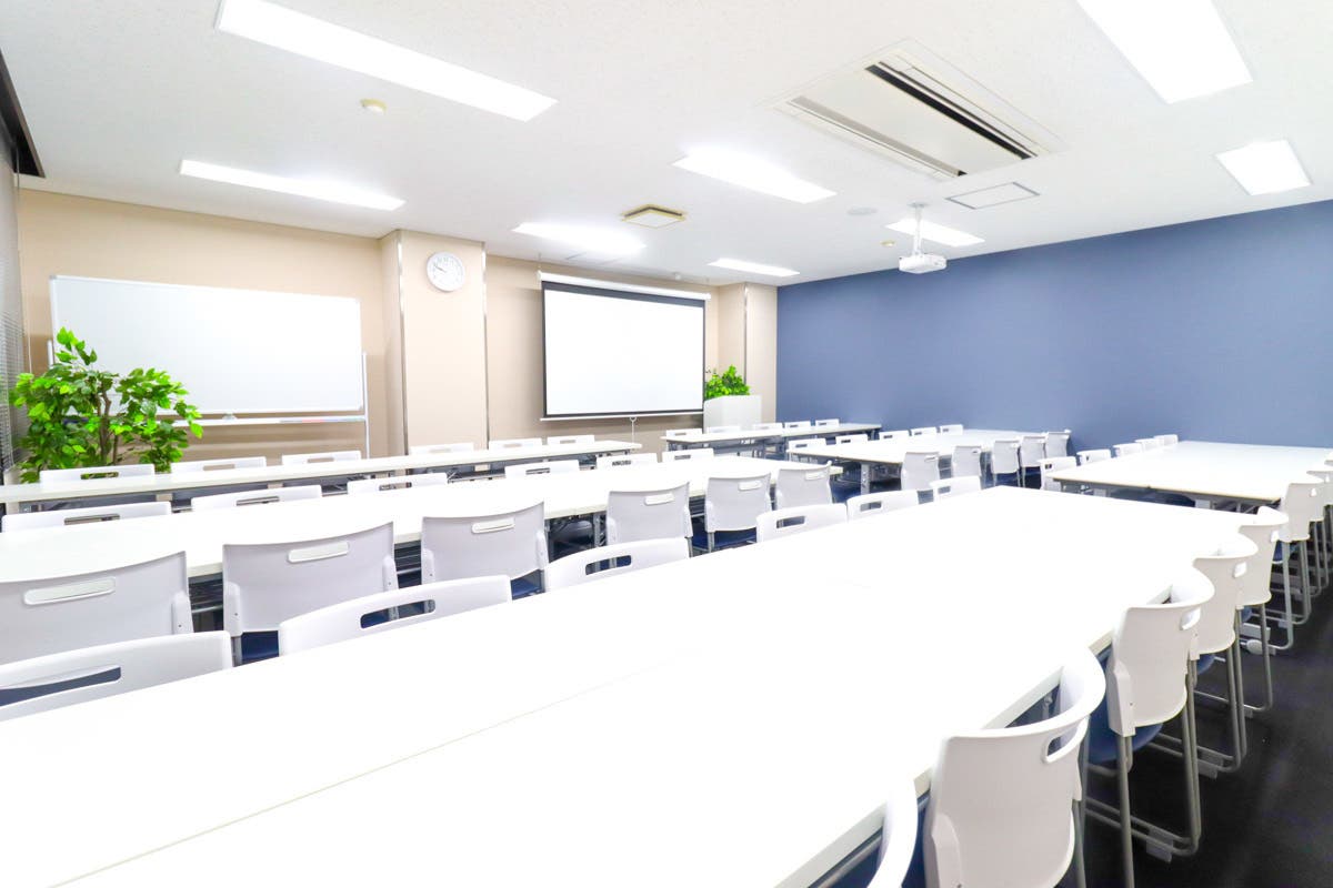 【なんば駅31番出口徒歩1分！56名】プロジェクター・10Gbps光回線・WiFi全て無料！ふれあい貸し会議室 なんばNo138の写真7