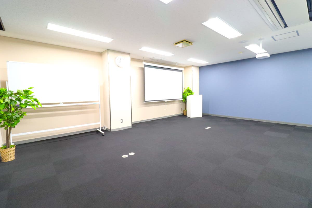 【なんば駅31番出口徒歩1分！56名】プロジェクター・10Gbps光回線・WiFi全て無料！ふれあい貸し会議室 なんばNo138の写真21