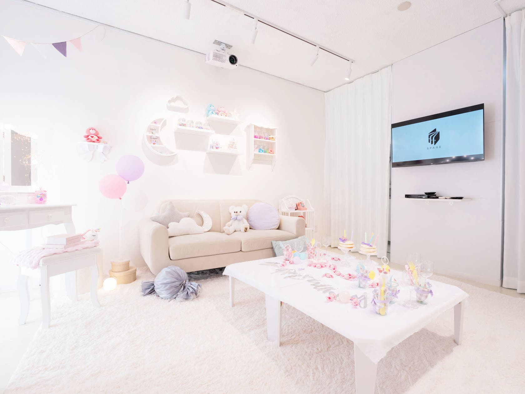 🍦🌈【最大10名】🦄名古屋駅4分｜撮影・配信｜コスプレ｜誕生日会｜推し会｜クリスマスパーティー🎄｜Wi-Fi｜24Hの写真5