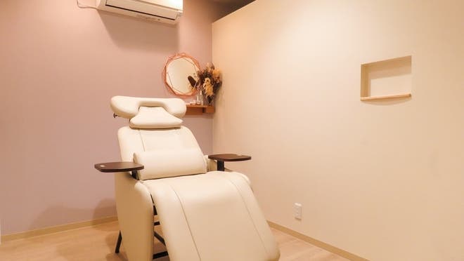 アイリスト、ネイリストさんにおすすめ!ヘアサロン2階の利便性のいい立地ですの写真1