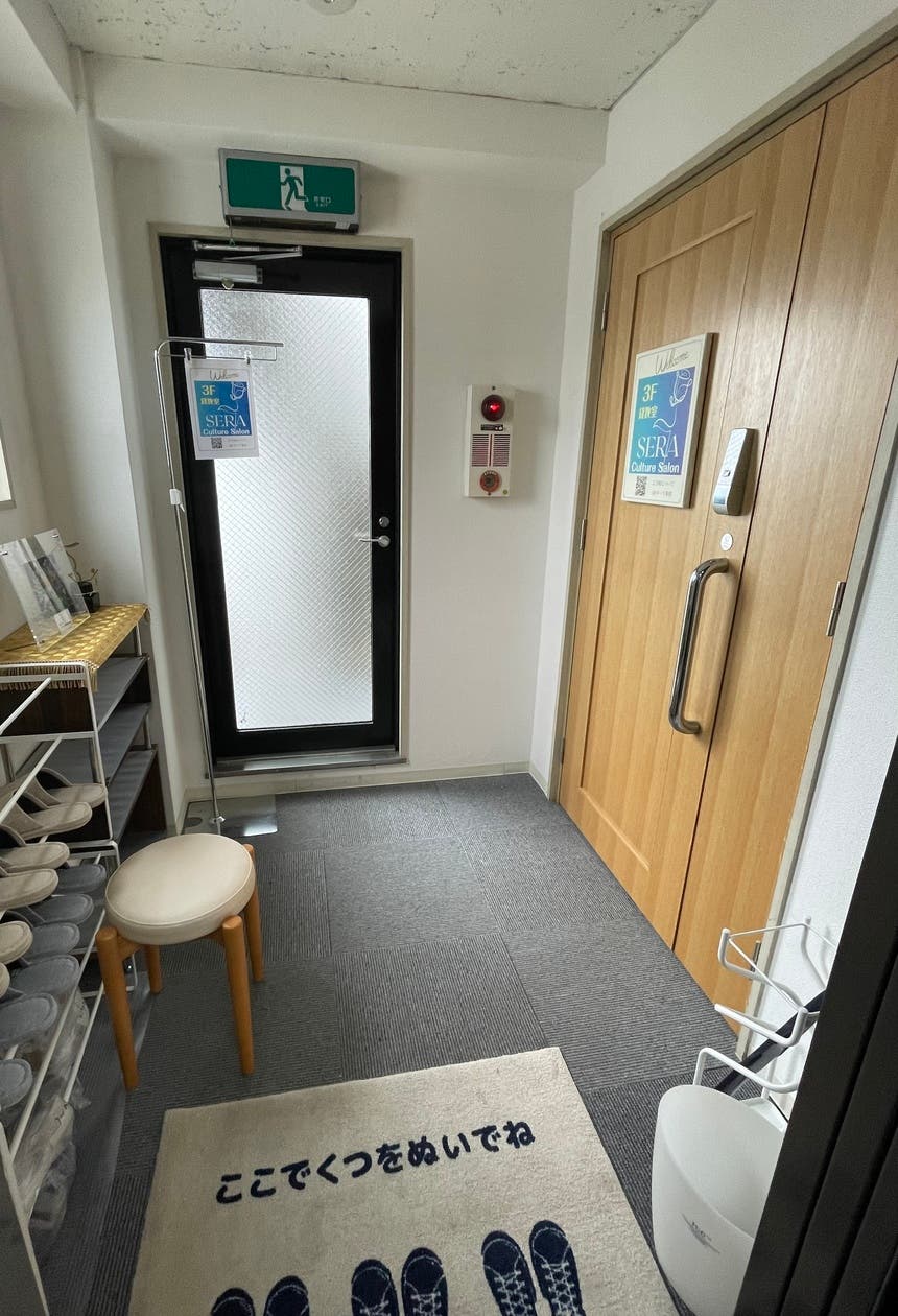 阪神御影駅より徒歩5分、55平米の広々スペース。自習室、貸教室、ギャラリー。定期利用募集中！の写真4