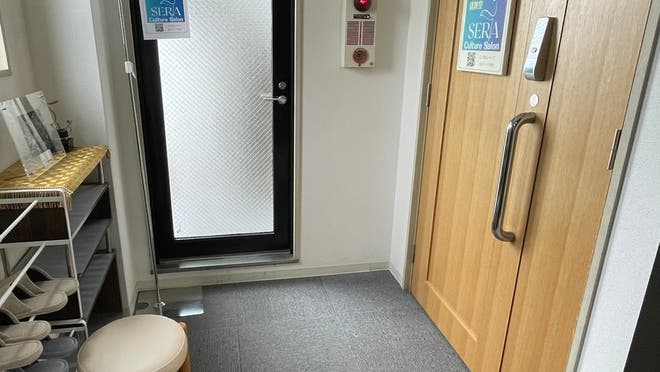 阪神御影駅より徒歩5分、55平米の広々スペース。自習室、貸教室、ギャラリー。定期利用募集中!の写真4