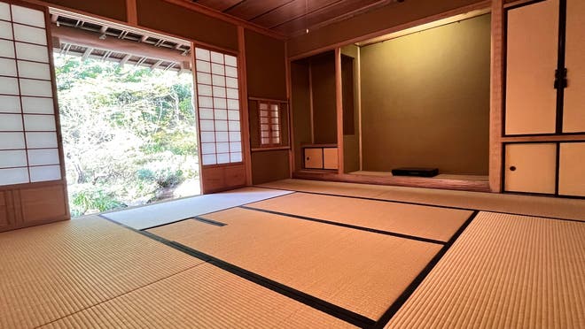 800坪の日本庭園と数寄屋造の茶室に遊ぶの写真3