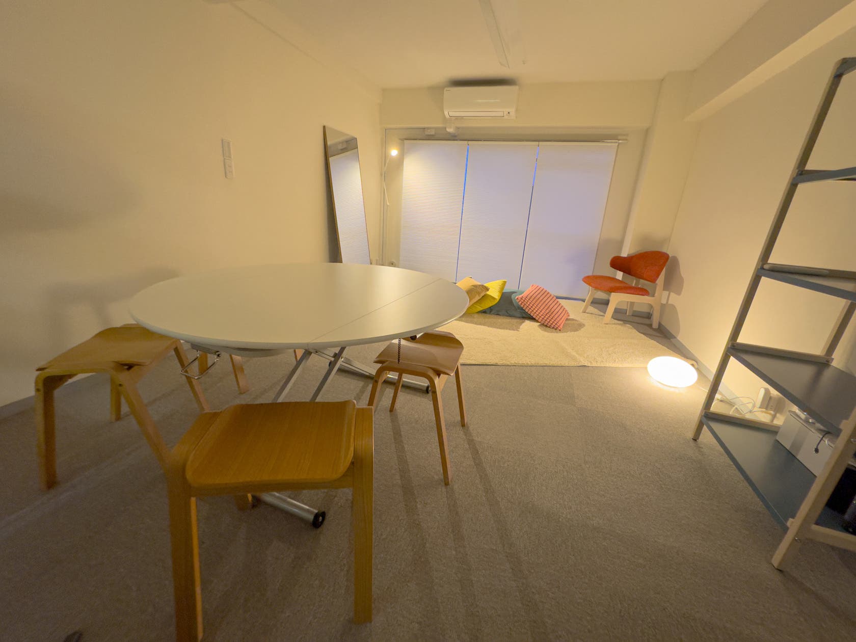 ⭕️価格改定⭕️🎉５時間パックが超お得✨新宿三丁目・四ツ谷１駅🌿穏やか｜丸テーブル・ラグ｜パーティ・ワーク・ゲーム・推し活の写真10