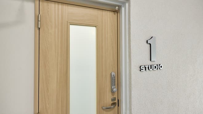 【スタジオ1】東武練馬駅2分/広さ50.4㎡、鏡幅9.9mの中型レンタルスタジオ/バレエ用リノリウム床/各種教室利用におすすめの写真12