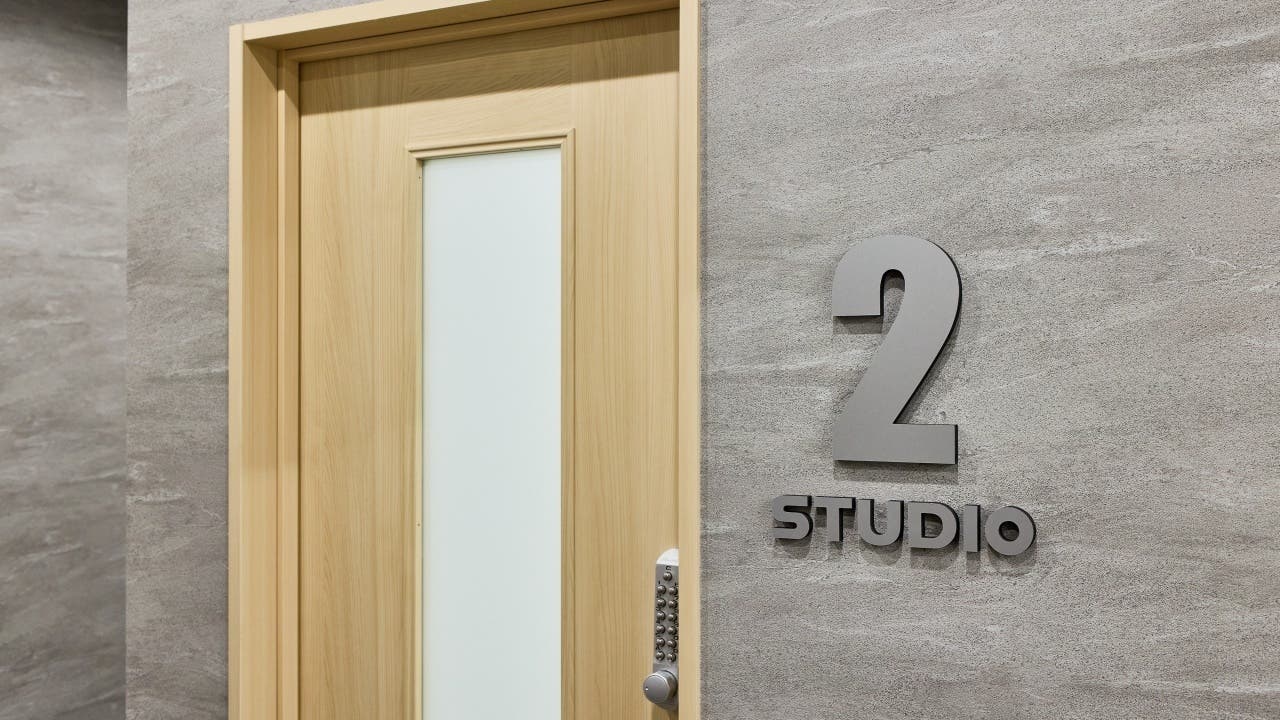 【スタジオ２】東武練馬駅2分／広さ19.8㎡、鏡幅5.4mの小型レンタルスタジオ／個人練習や少人数でのレッスン等におすすめの写真10