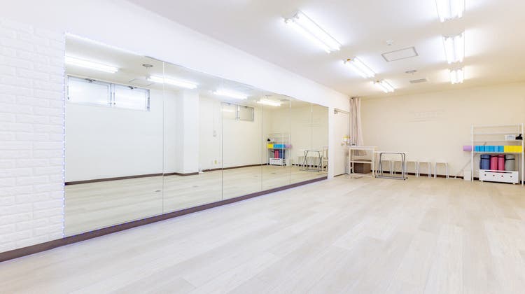 祝オープン✨立町電停徒歩2分広島パルコ徒歩3分の好立地✨ダンスやヨガで24時間利用可能レンタルスタジオ・アルモニの写真1