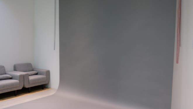 川口駅西口のセルフ写真スタジオ!カメラ等の撮影機材や小道具を各種取り揃えています!の写真24