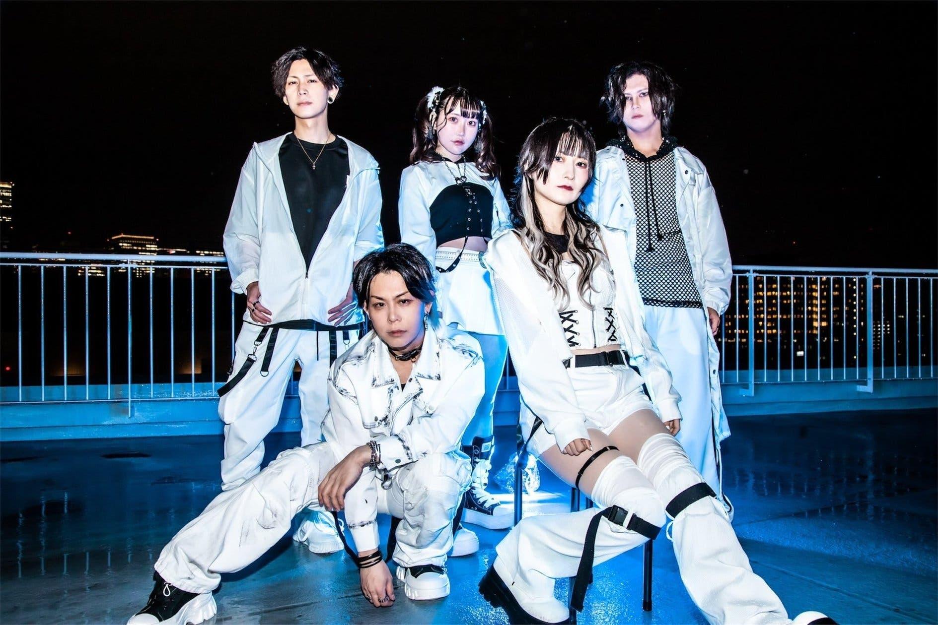 大阪・梅田周辺の高層ビル群をバックにした都会的なシーン撮影に最適なロケーション！の写真28