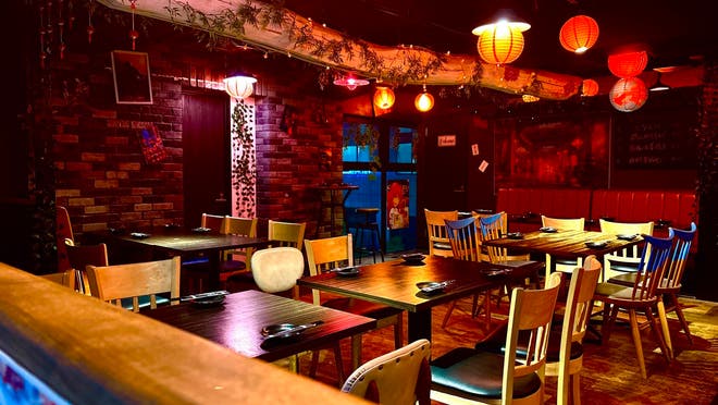 田町駅近!モダン×中華レンタルスペース!打ち上げ、映画鑑賞、パーティーなどの写真1