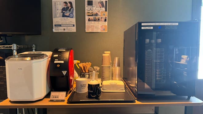 【1~6名BOX B席】八王子駅徒歩3分!フリードリンク/モニター/Wi-Fi/充電器/テレワークやWeb会議に最適の写真9