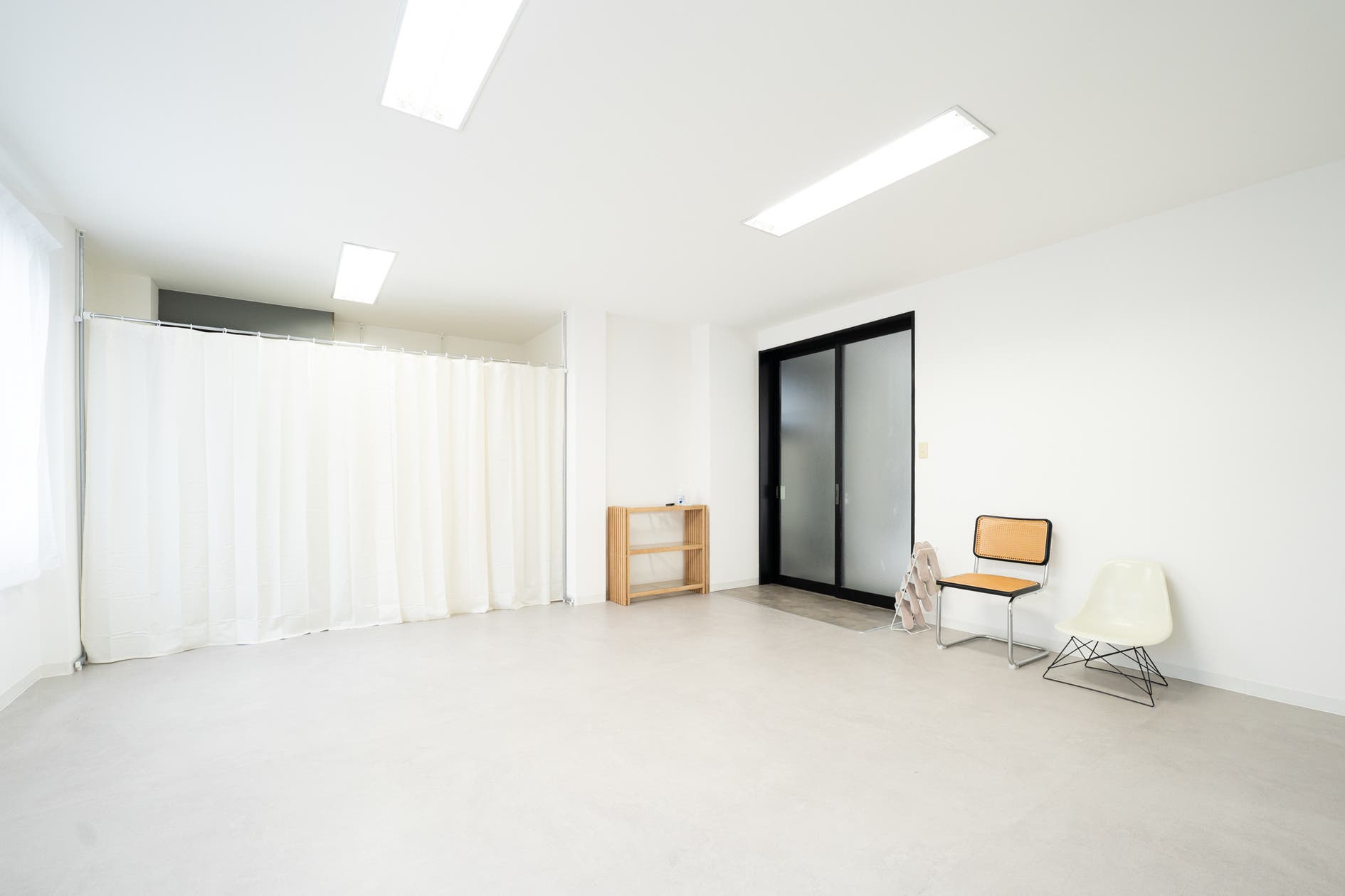 【リピート割10%】飯田橋駅徒歩3分/自然光/おしゃれなモダン家具/駐車場有/撮影スタジオの写真7