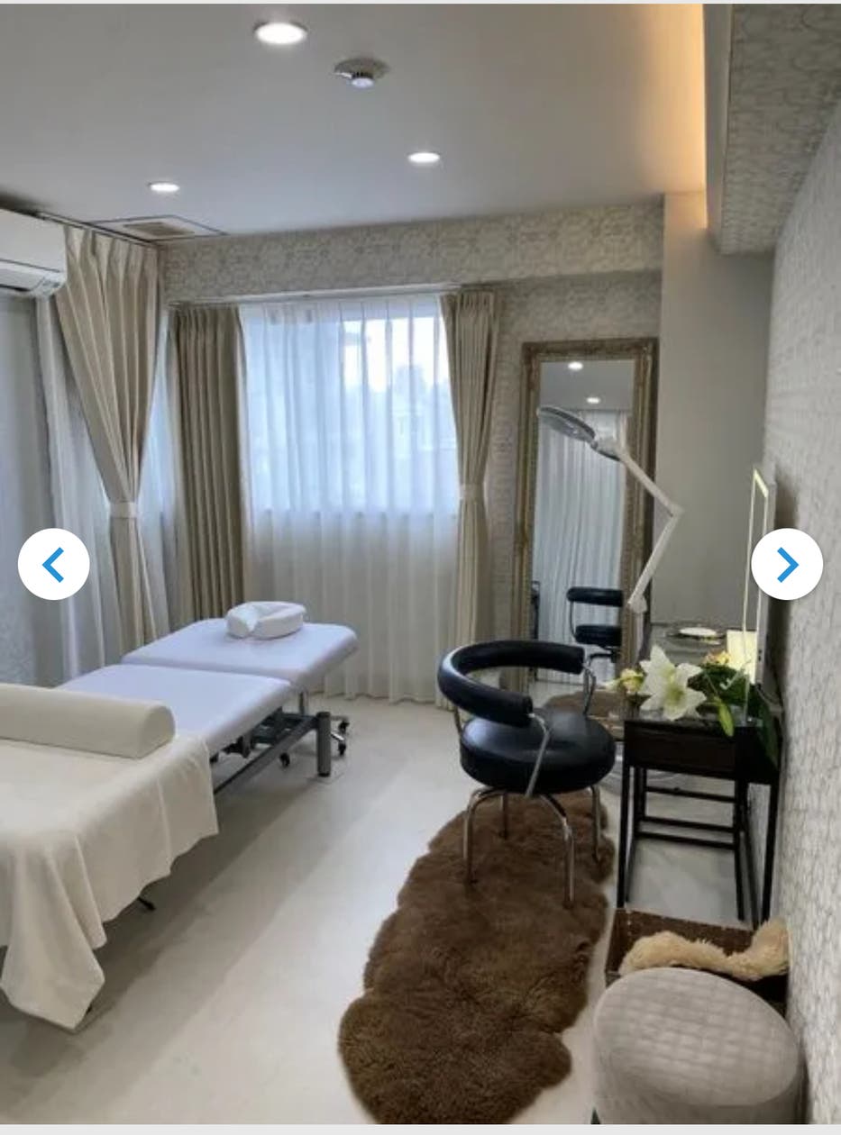 ✨都立大学駅20秒　GOLD due "GOLDデューェ"  電動昇降ベット幅が広くゆったりの写真1