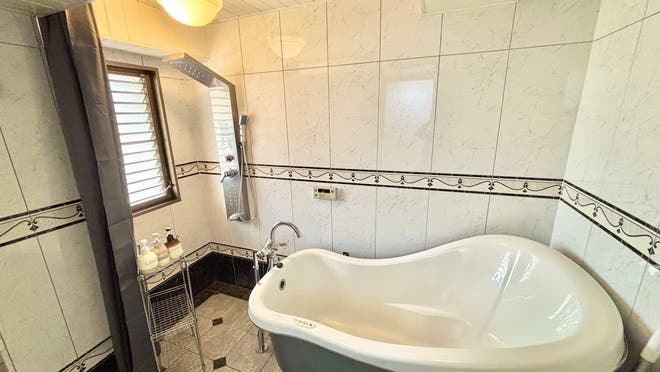 神戸三宮駅徒歩5分!1日7,980円~ エステ・マッサージ・整体・ネイル等🛀エステ&マッサージベッド計2台設置‼の写真16