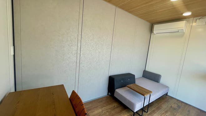 【Living】✨U-SPACE中央林間つきみ野店✨リビングをイメージしたちょっとした集まりに最適のスペースです/大和市の写真5