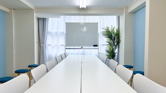 三越前駅徒歩3分!駅に近いスペース♪会議、アルコール可、ボードゲームなどで利用可能!WIFI、プロジェクター等無料!光回線の写真3