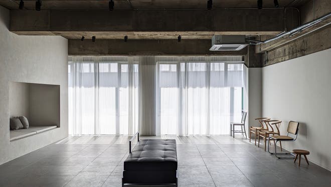 【栄駅10分】ポップアップストアや展示会に最適なグレーを基調とした100㎡以上あるレンタルスペースの写真5