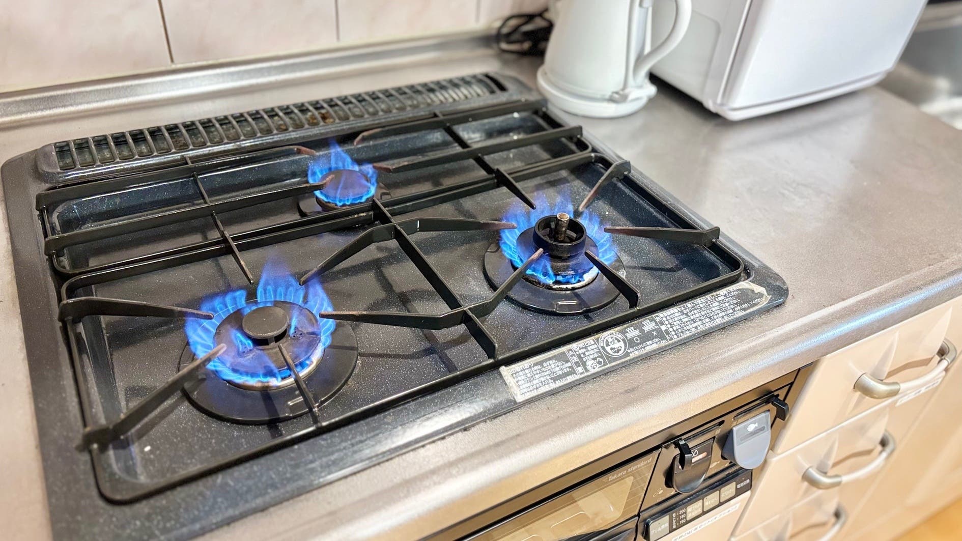 神戸三宮駅徒歩５分！1日7,980円～ エステ・マッサージ・整体・ネイル等🛀エステ&マッサージベッド計２台設置‼の写真19