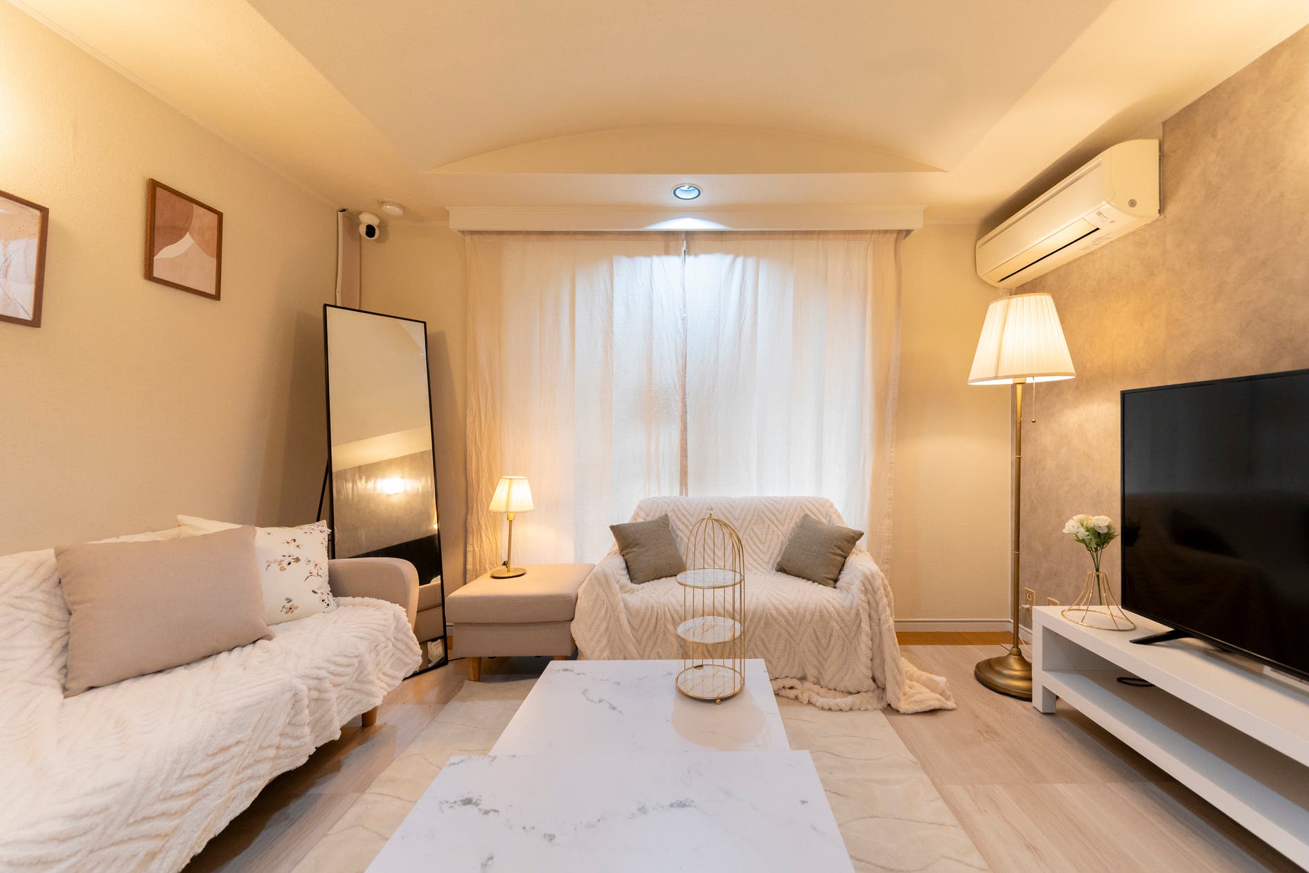 【要町4分/池袋9分】白基調×自然光✨女子会・推し活に最適🎀デート・映画鑑賞🎥YouTube・コスプレ撮影📷クリスマス🎄の写真8