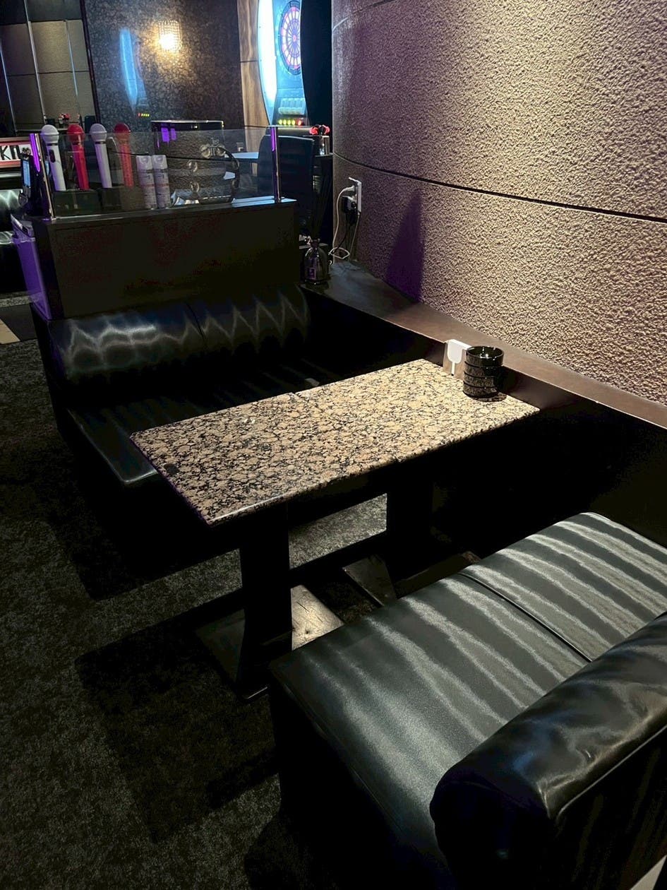 各種パーティーに最適なBAR完全貸切可/カラオケ無料・ダーツLIVE2あり/飲み放題990円!/心斎橋駅近/結婚式２次会/心斎橋の写真9