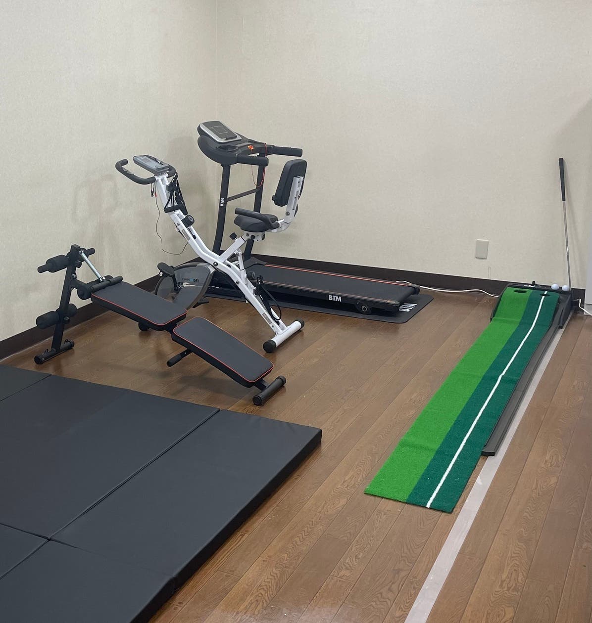 イベントステージ付き ワンフロア約700平米の多目的スペースの写真13