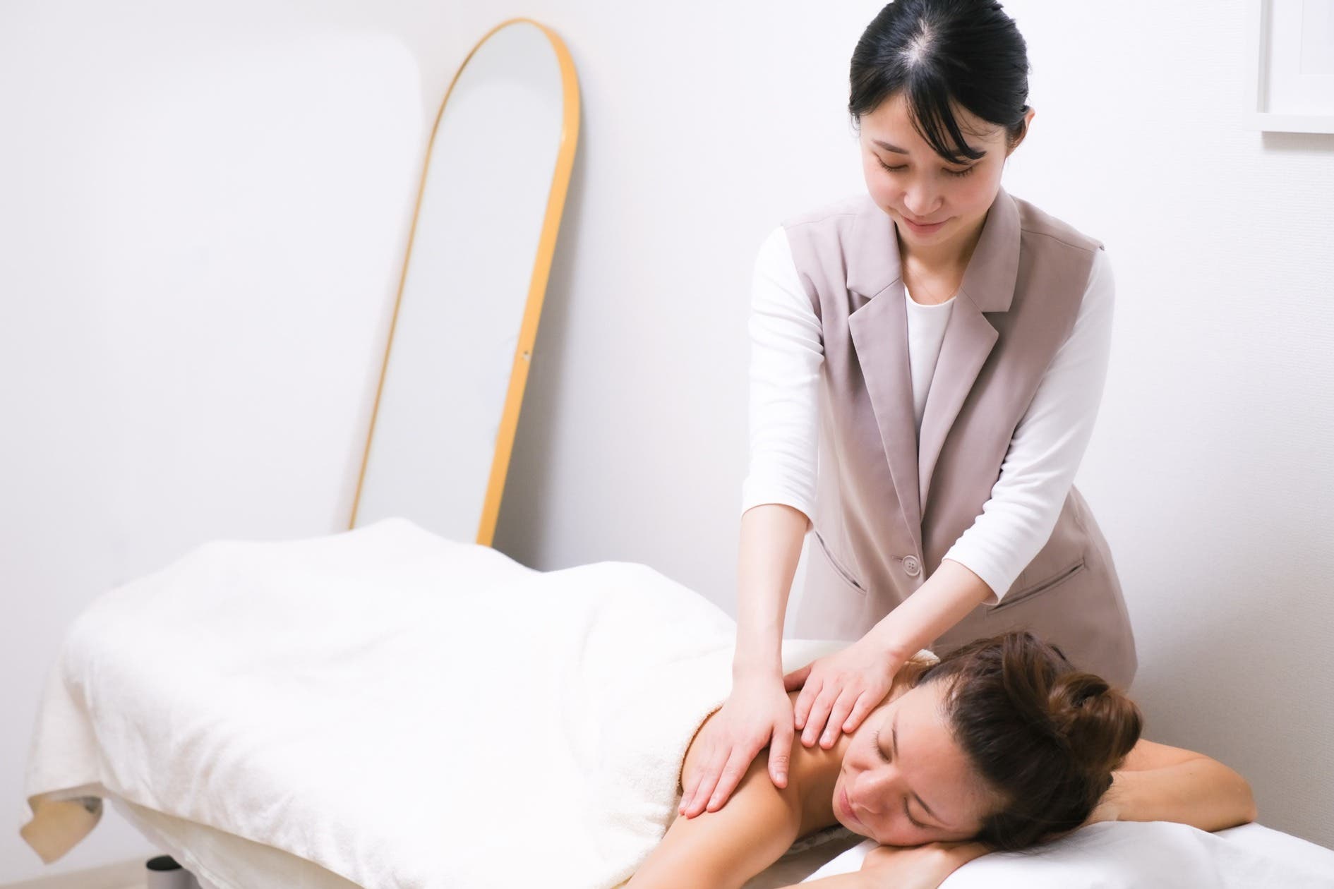 【30分 清掃タイム付き！】博多駅 徒歩４分 🌟星をテーマにした「完全個室」セラピストとお客様を満たす🌕サロンの写真24