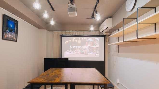 【無料駐車場完備🚙】アクセス良好!24H利用可🌃8名収容|80㌅大画面でWeb会議・セミナー・研修に最適な個室の写真2