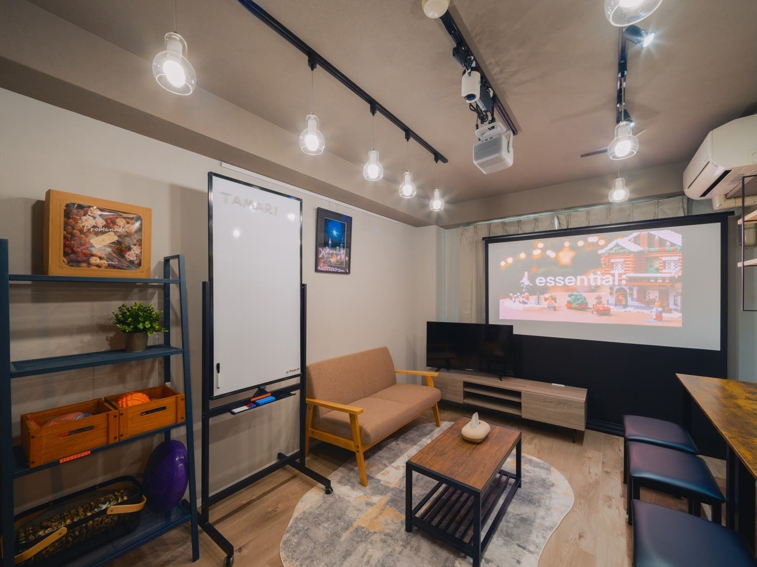 【無料駐車場完備🚙】アクセス良好！24H利用可🌃8名収容｜80㌅大画面でWeb会議・セミナー・研修に最適な個室の写真6