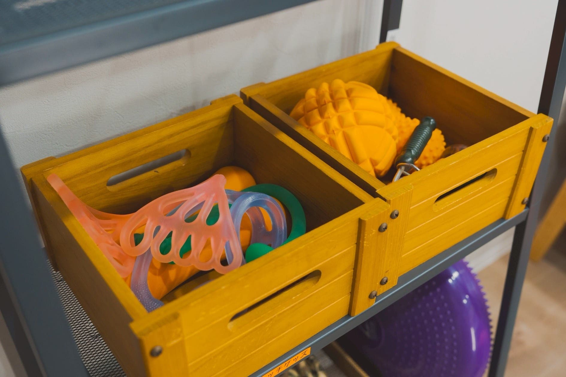 【無料駐車場完備🚙】アクセス良好！24H利用可🌃8名収容｜80㌅大画面でWeb会議・セミナー・研修に最適な個室の写真10