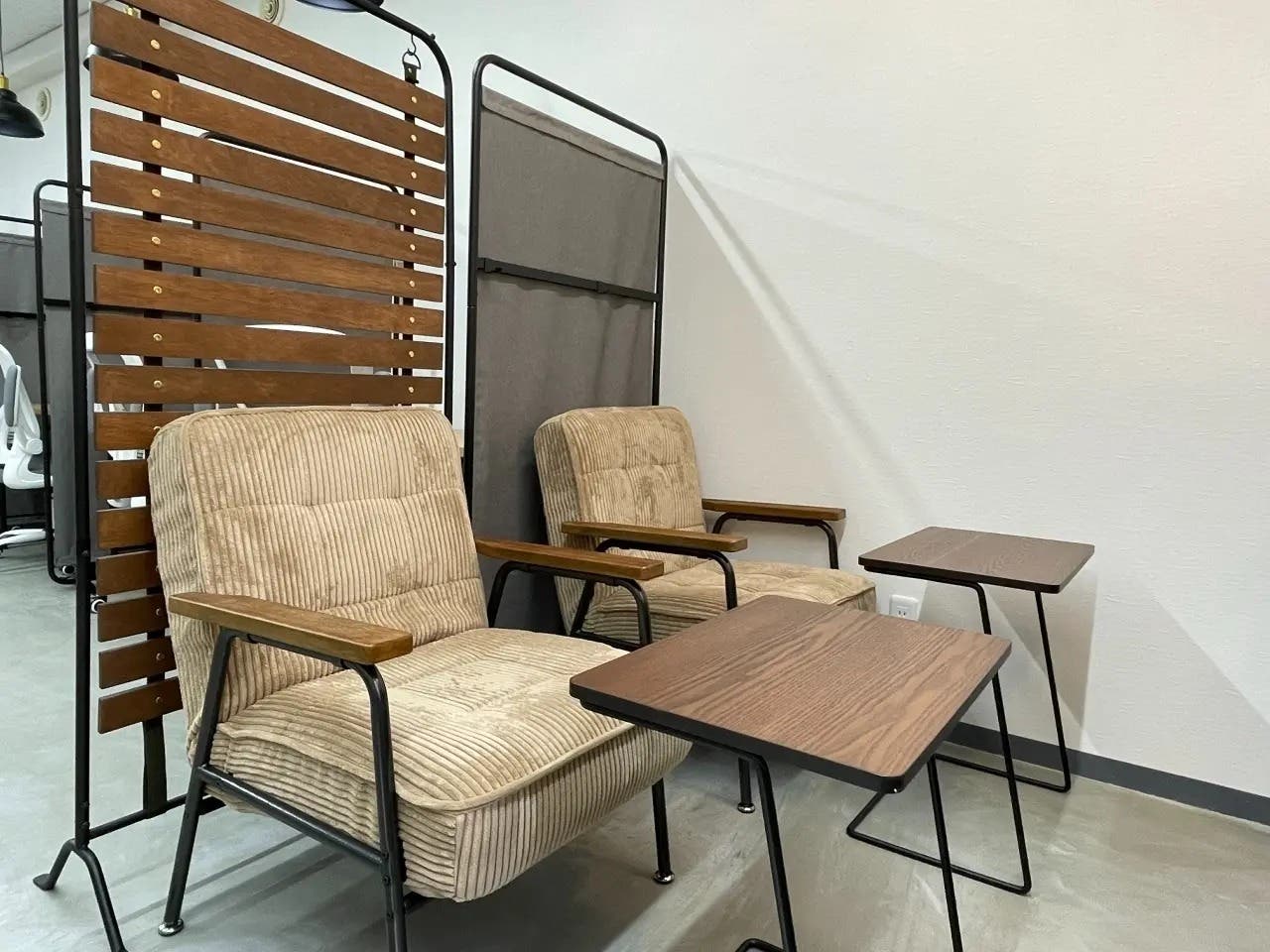 【谷町四丁目駅・六丁目駅すぐ】高速Wi-Fi/独立席/フリードリンク/LEDライト/集中できる環境の写真8