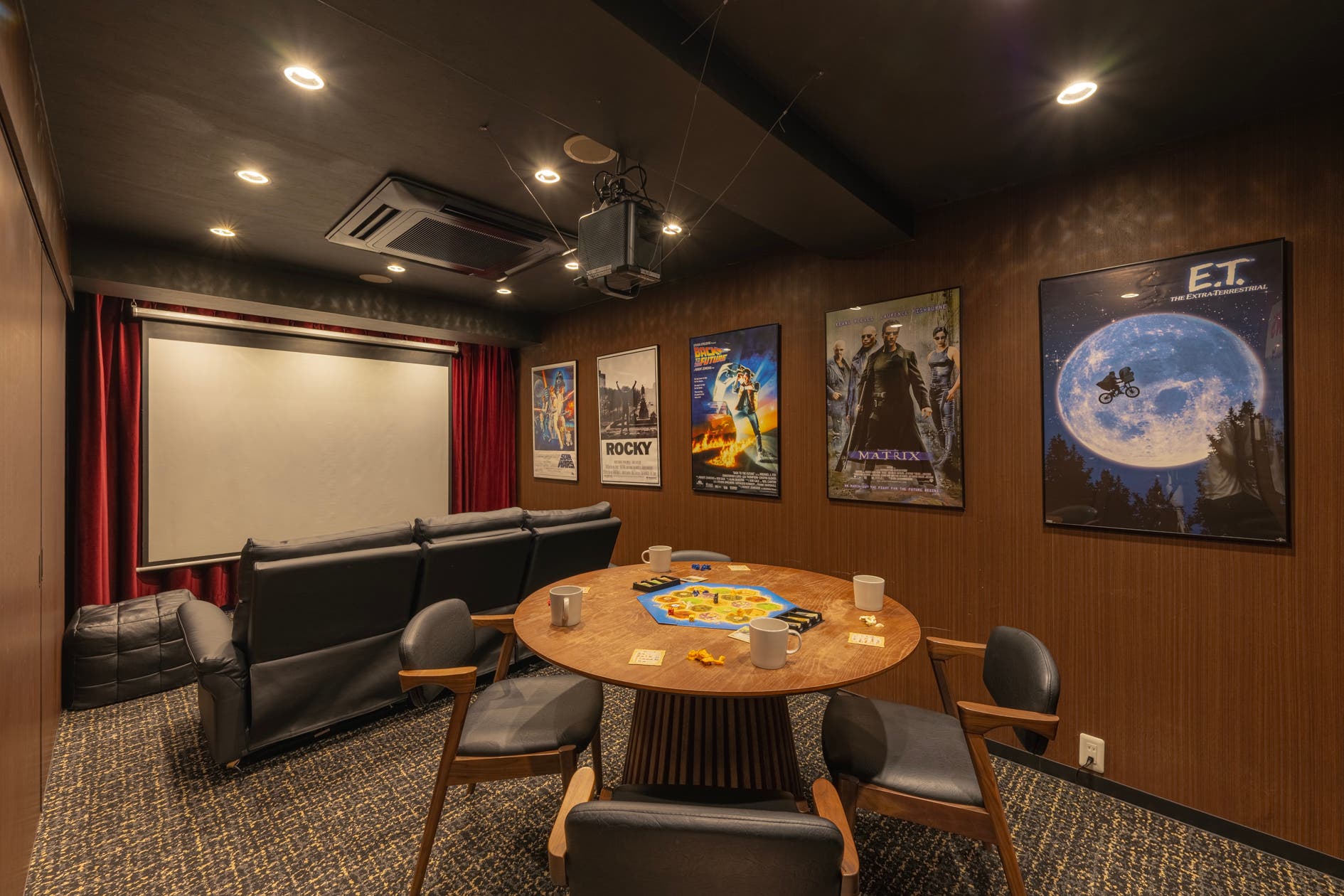 スペモシネマ🎬クリスマス🎄歓送迎会🎊学割👨‍🎓デート🥀映画鑑賞🎬プロジェクター🎞ボドゲ.448_CINEMA赤坂の写真13