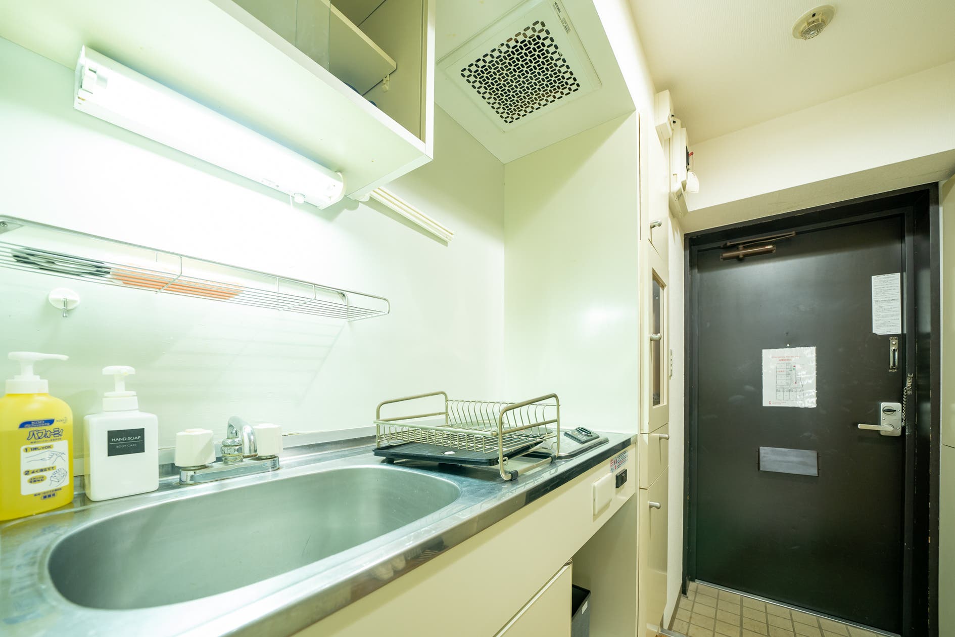 ✨地域最安値挑戦✨【札幌駅徒歩6分】50型TVで大人気ゲームに動画鑑賞📺『402』の写真10