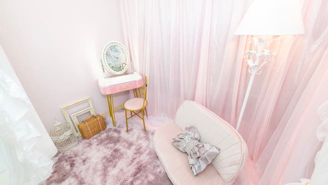 【交通局前電停より徒歩1分】5つのブースを構える撮影スタジオ/自然光/天井高2.4m/高速Wi-Fi/動画撮影/ポートレートの写真4