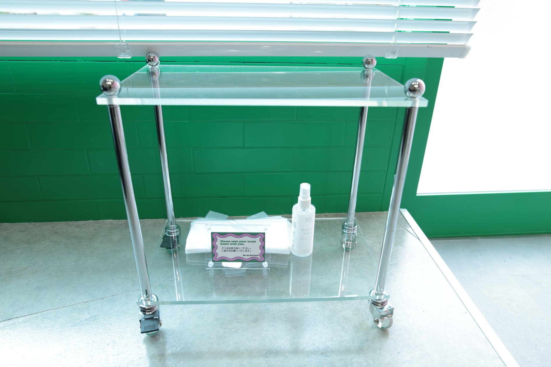 【西元町駅徒歩3分/1階】完全個室！3色の背景×韓国っぽ空間/衣装＆アイテム使い放題/オプション料金なし！の写真11