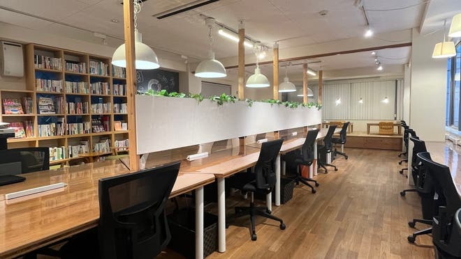 【大阪・梅田エリア/中津駅徒歩1分!】WEB会議・電話可能な超便利ワークスペース!ドロップインで利用可能!の写真1