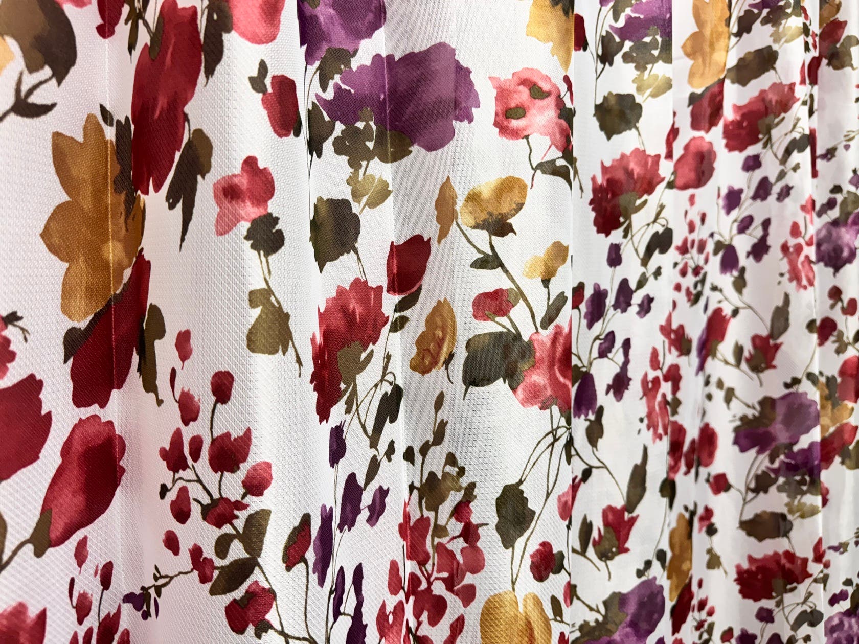 バックペーパーの利用と自室風撮影ができるミニスタジオの写真15