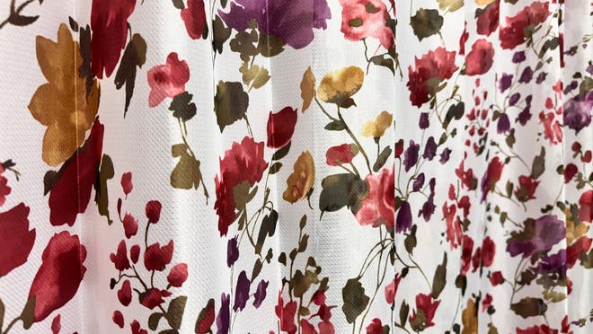 バックペーパーの利用と自室風撮影ができるミニスタジオの写真15