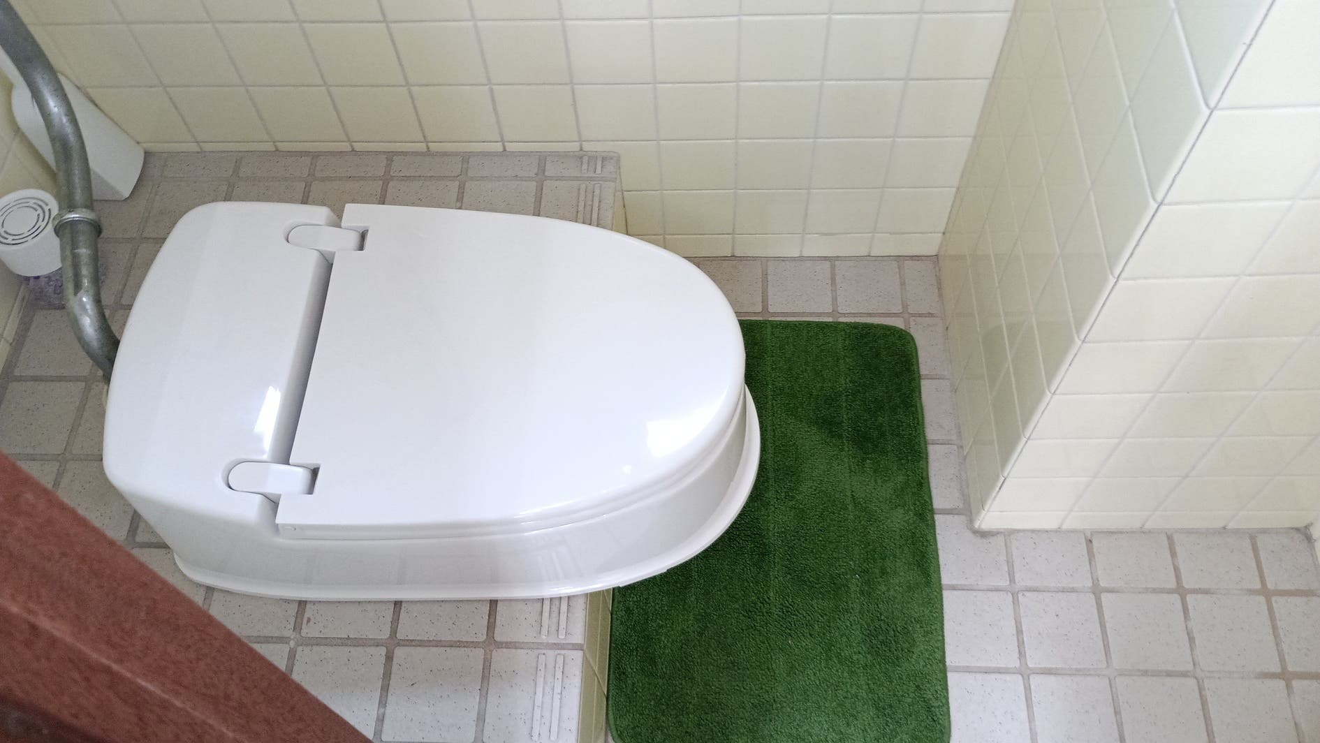 武蔵小杉駅🚶7分🚃新丸子駅🚶7分🚃静かな会議室 ☕1階路面店⚡WiFi🎲最大10名👌大型モニター＆ホワイトボードの写真10