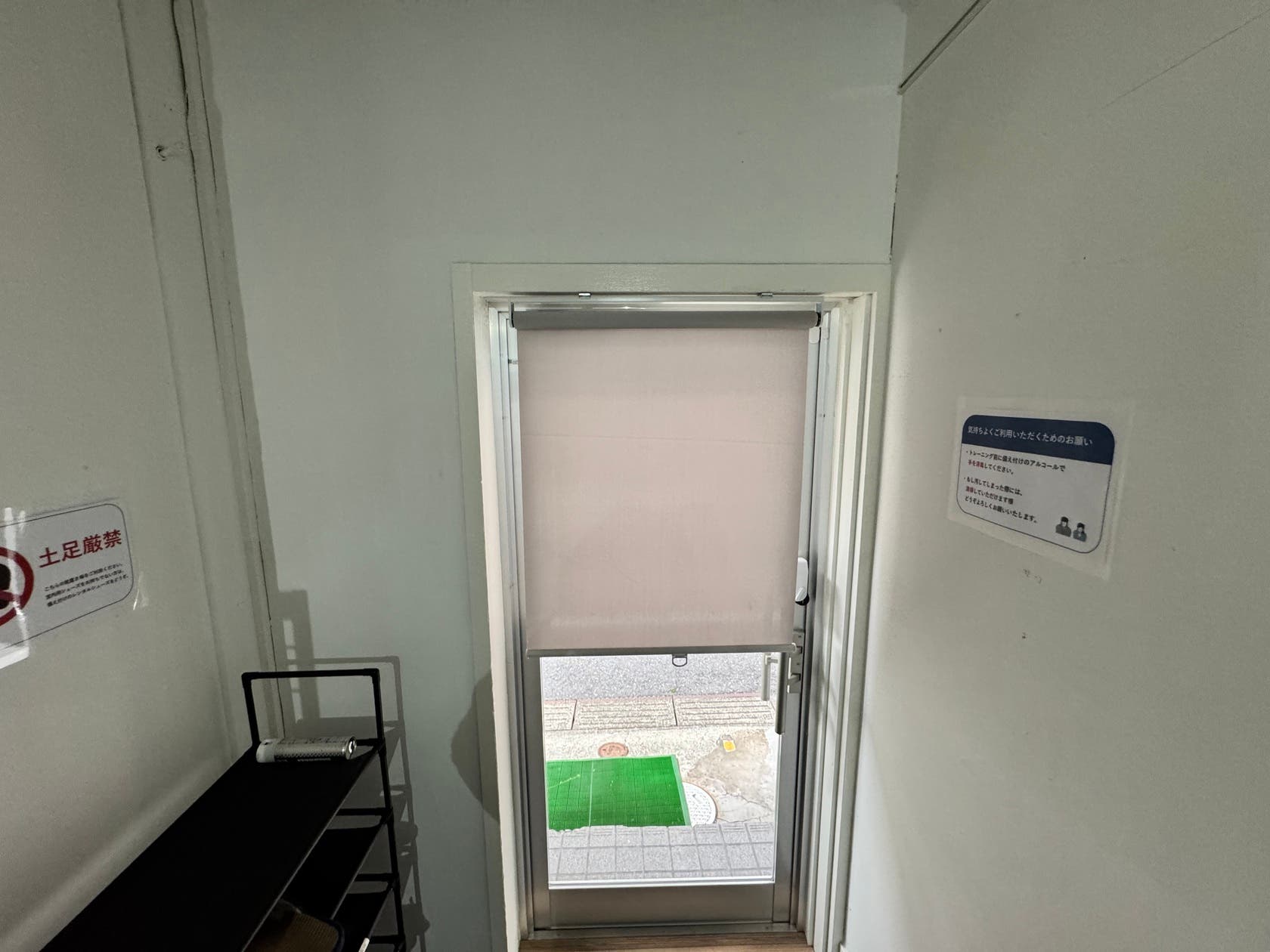 【東銀座駅徒歩1分】モノクロ基調の本格プライベートジム【路面店】の写真25