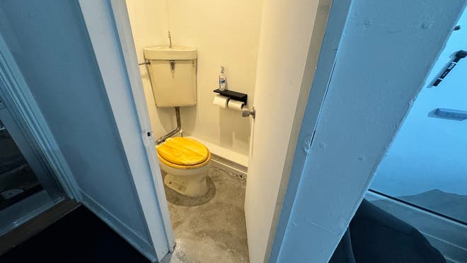 【東銀座駅徒歩1分】モノクロ基調の本格プライベートジム【路面店】の写真28