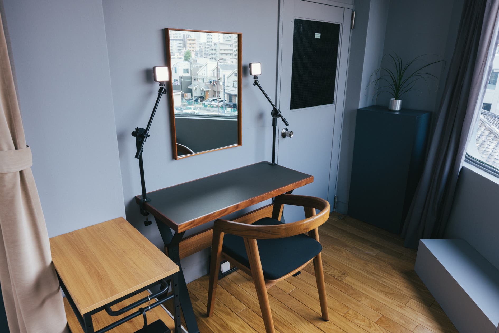 【 絨毯 】レトロモダンでミニマルな上質空間・本格プロップ・3面自然光 ・天高2.8M【駅近！東急池上線長原駅1分】の写真16