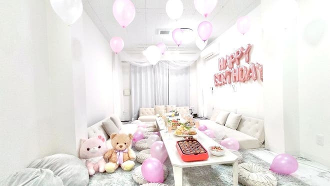 🎉新オープン🎉【✨今なら特割最大60%OFF】ホームシアター🍿&ボドゲ30種類以上無料💕最大22名&キッチン完備の写真1