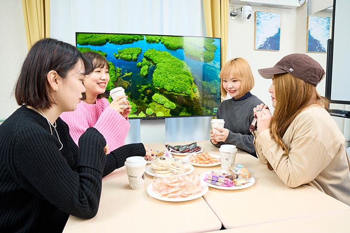 スタジオルーム 新検見川駅２分/8名収容/ダンス/会議/交流会/教室/パーティ/推し活/リノリウム床/ダンス用鏡の写真5