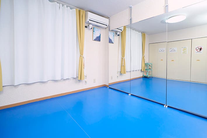 スタジオルーム 新検見川駅２分/8名収容/ダンス/会議/交流会/教室/パーティ/推し活/リノリウム床/ダンス用鏡の写真14