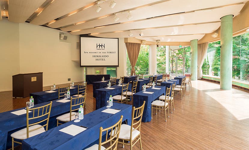 【森のスパリゾート 北海道ホテル】ポロシリの間の写真5